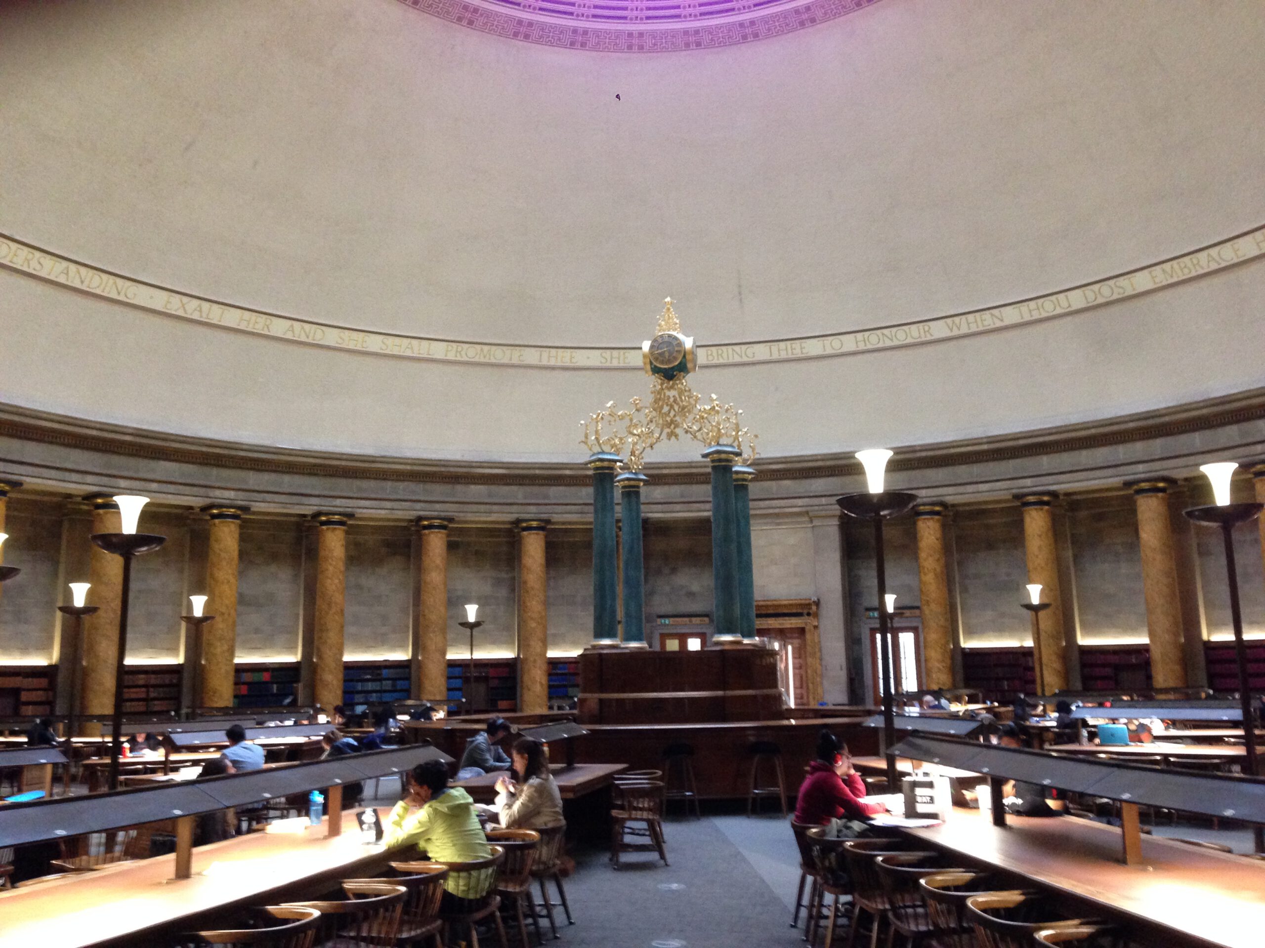 Veröffentlichungen und Lehre - Dr. Oliver Panetta